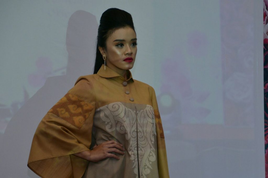 Lima Desainer Bersaing di Karawo Fashion Contest – Berita Gorontalo
